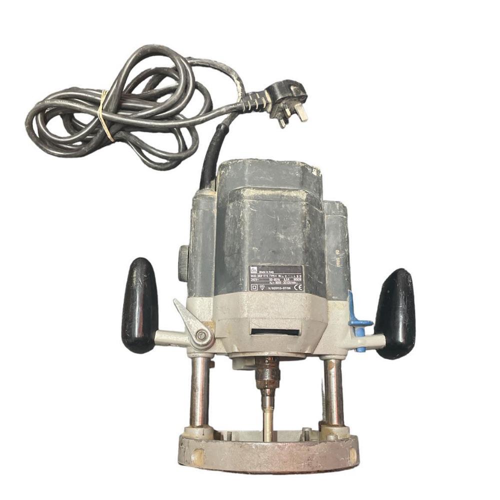 Pre-owned ELU Router 240v MOF 177E Type 4 - Own4Less